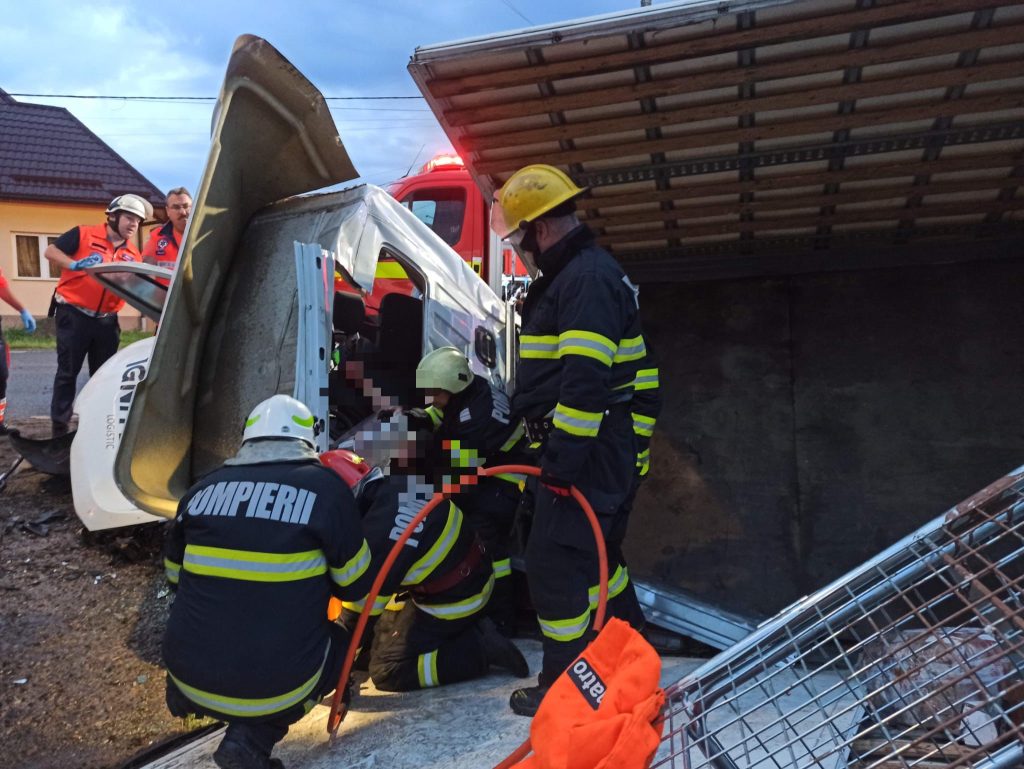 Accident grav în Ernei - Radio AS Târnãveni